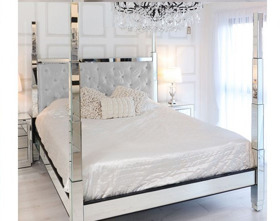 Tufted Mirrored Bed