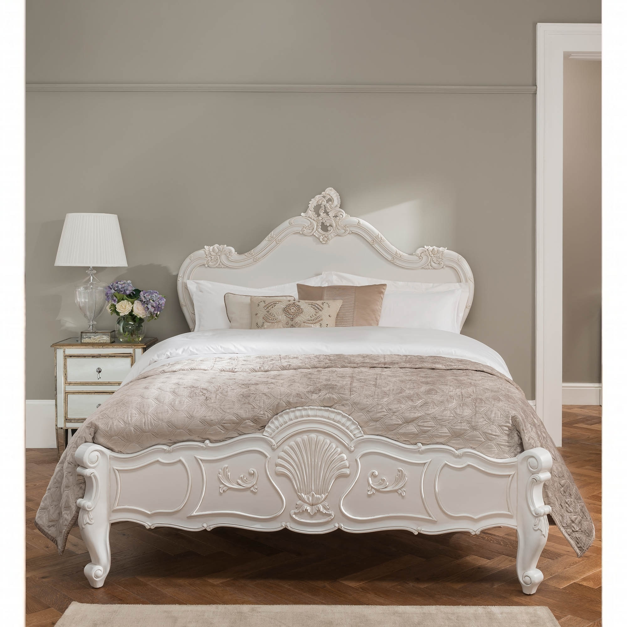 Shabby Chic Bed, Classic Hand crafted Louis XV