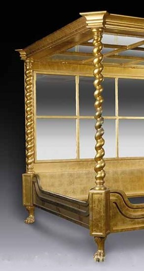 TUDOR CANOPY BED
