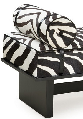 ZEBRA DAYBED WITH BOLSTER