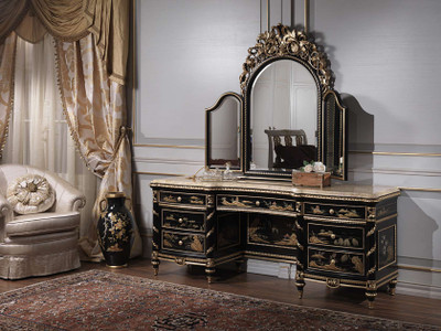 ORIENTAL DRESSING TABLE
