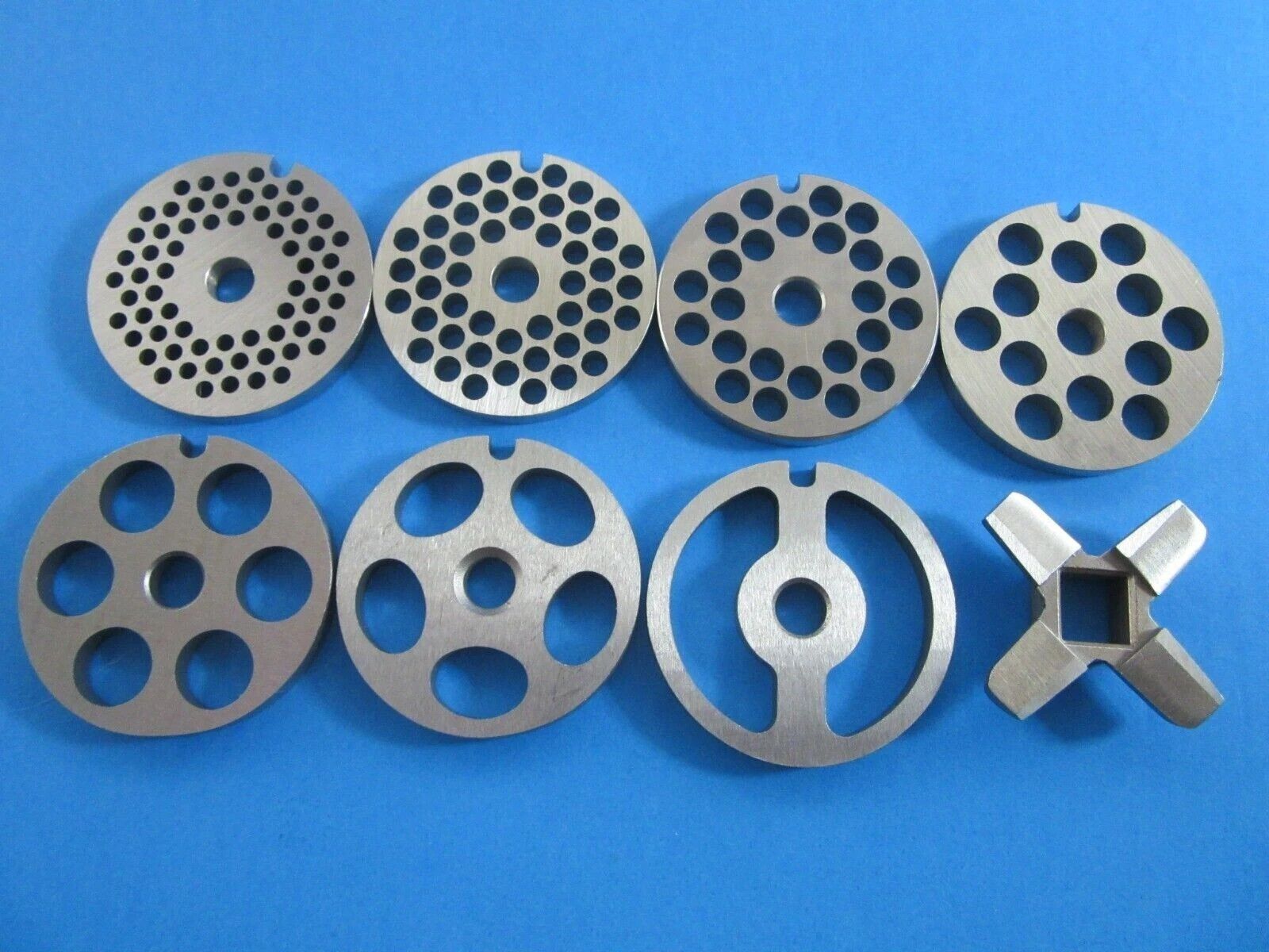 COMBO. Complete set of new meat grinder plates and knife for the ...