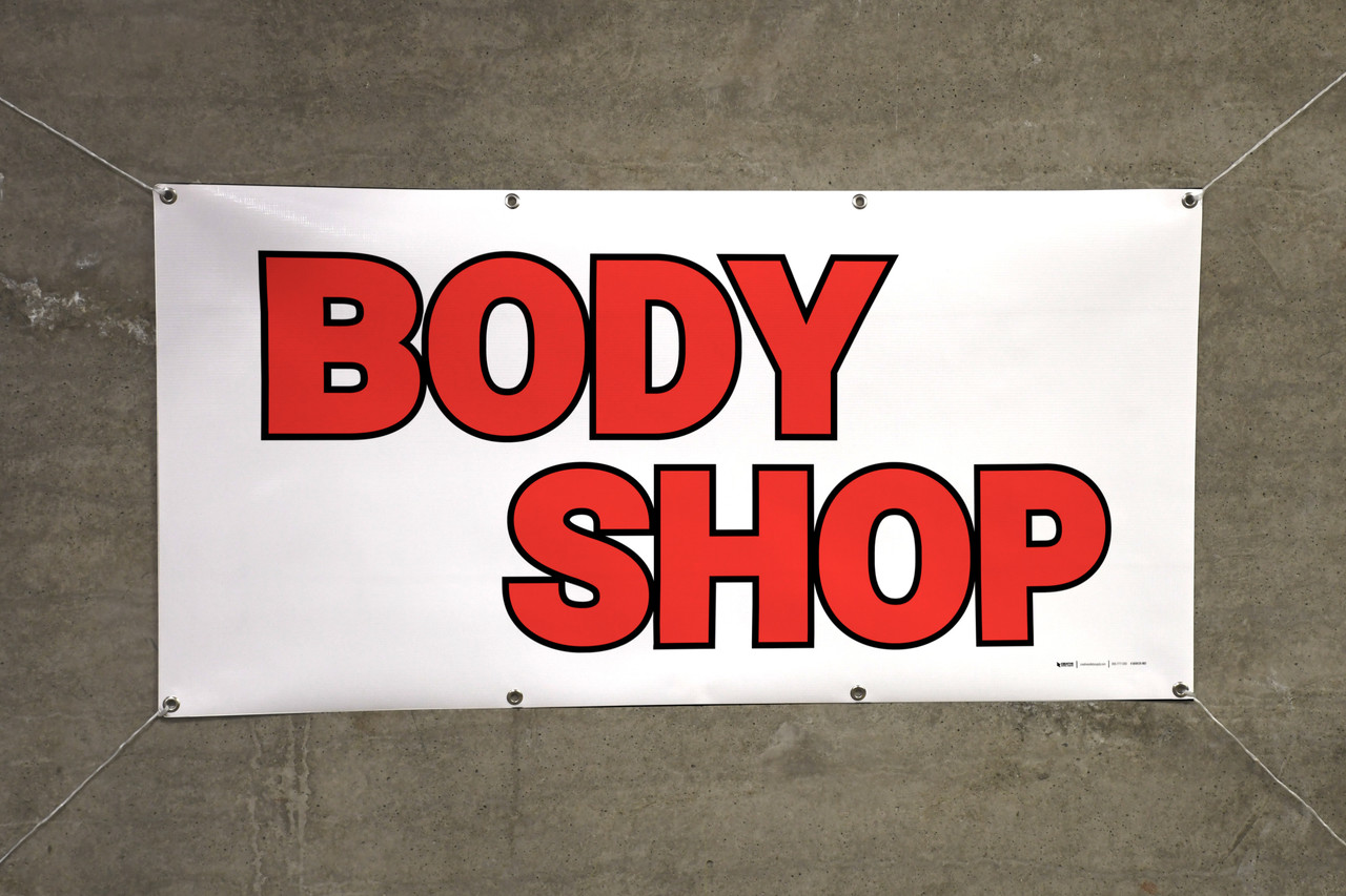 Body Shop Banner Black/Red Banner