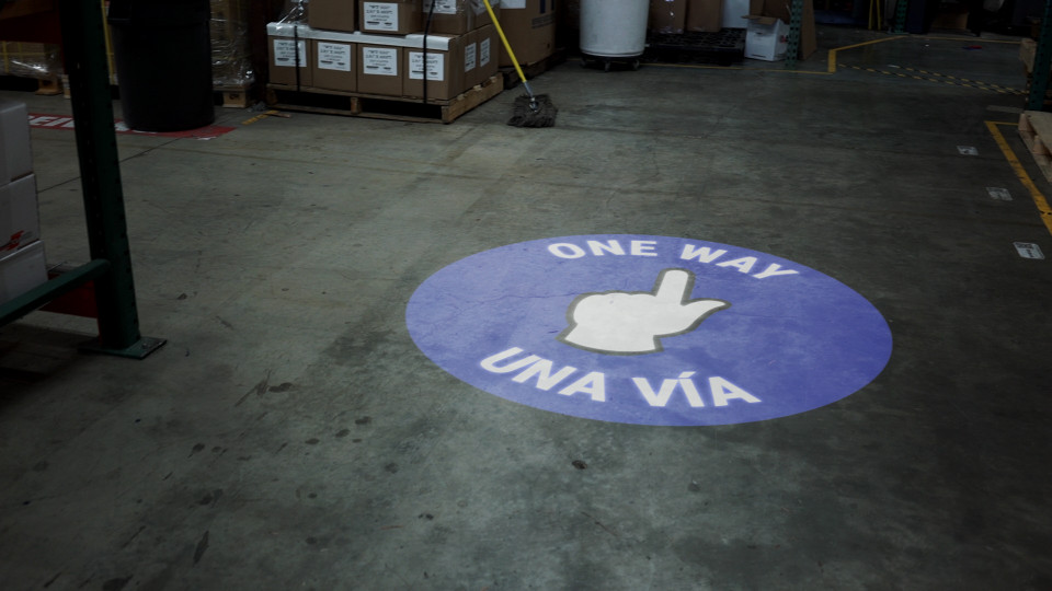 One Way Pointing Hand Blue - SignCast™ S200 Virtual Sign