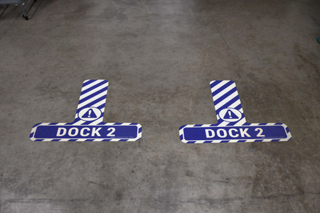 Dock 2 - Floor Sign T's
