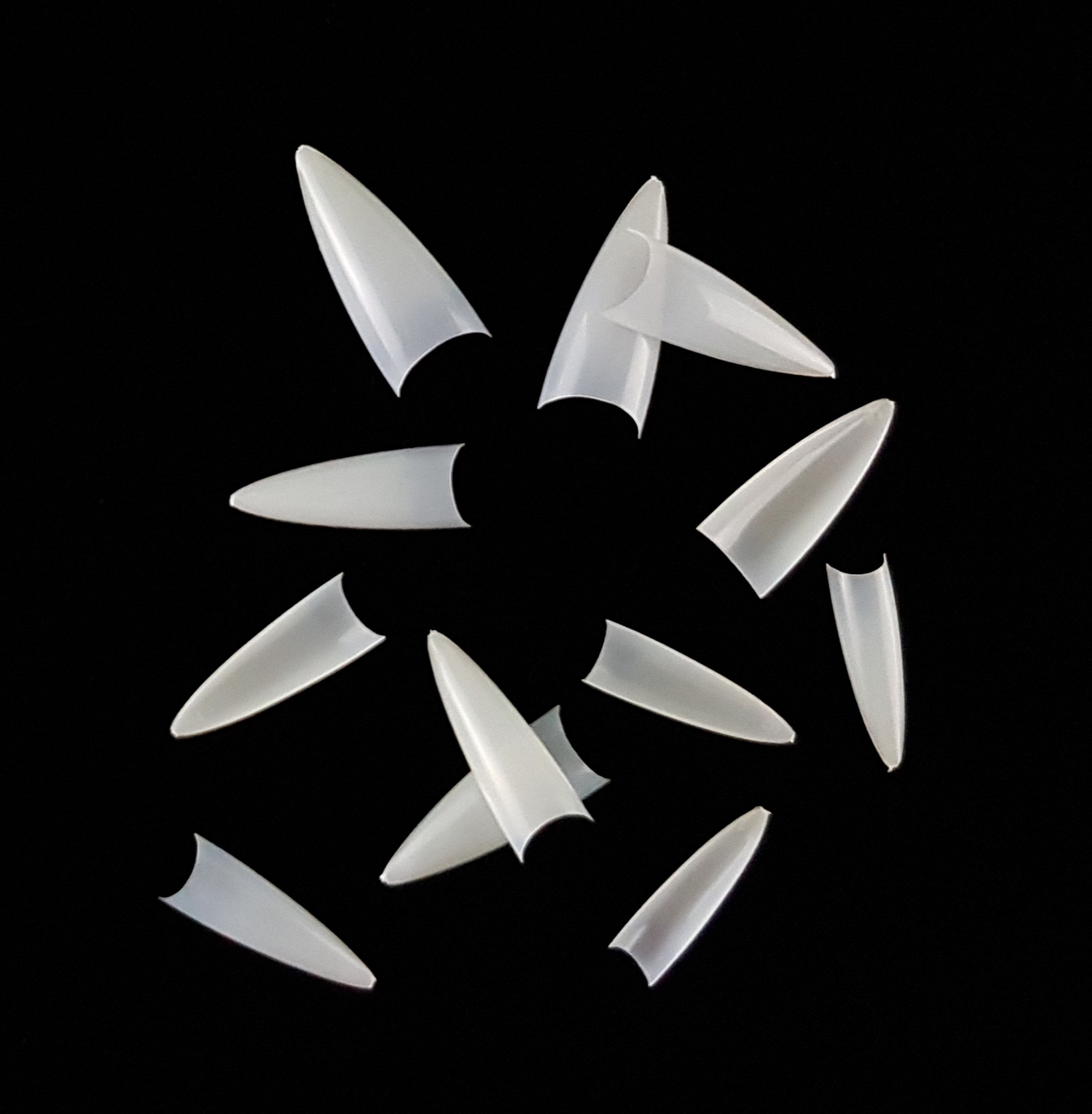 Natural Full-Well Nail Tips (Bag of 500)