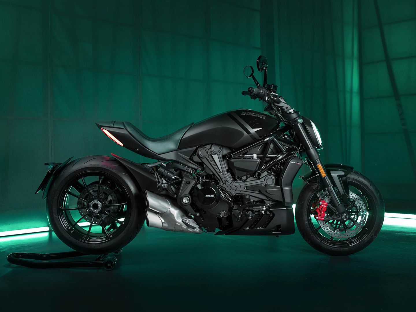 First Look at the all New 2022 Ducati XDiavel Nera Motorcycle (Video ...