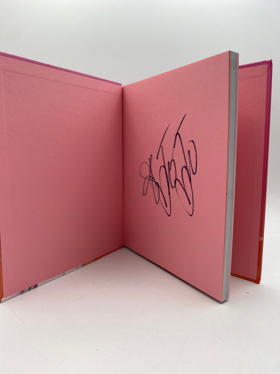 JoJo’s Guide to Making Your Own Fun - JoJo Siwa (Signed Book)