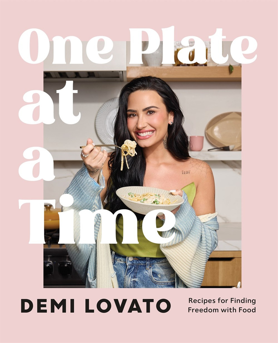 One Plate at a Time - Demi Lovato (Signed Book)