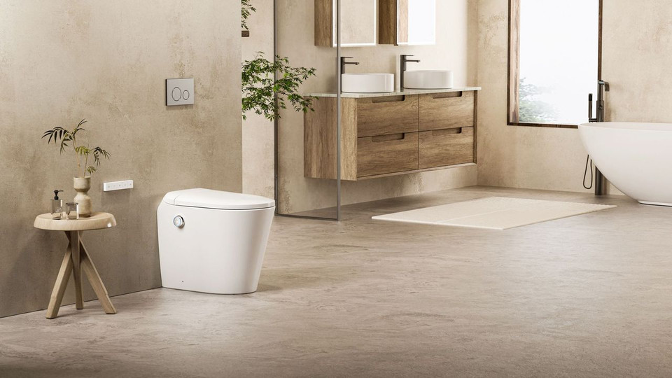 Lafeme Autolux Inwall Cistern Floor Pan Smart Tolet with Gunmetal Flush ...