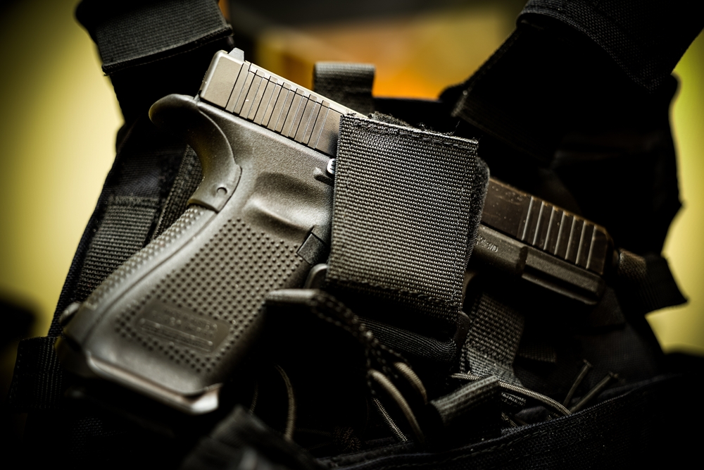 Best Chest Holsters for Hiking, Hunting & Backpacking: Buyer’s Guide ...