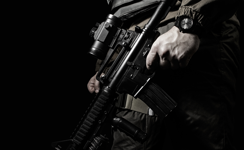 Best Tactical Watches Reviewed: Solar GPS, Dive-Rated, Analog Classics ...
