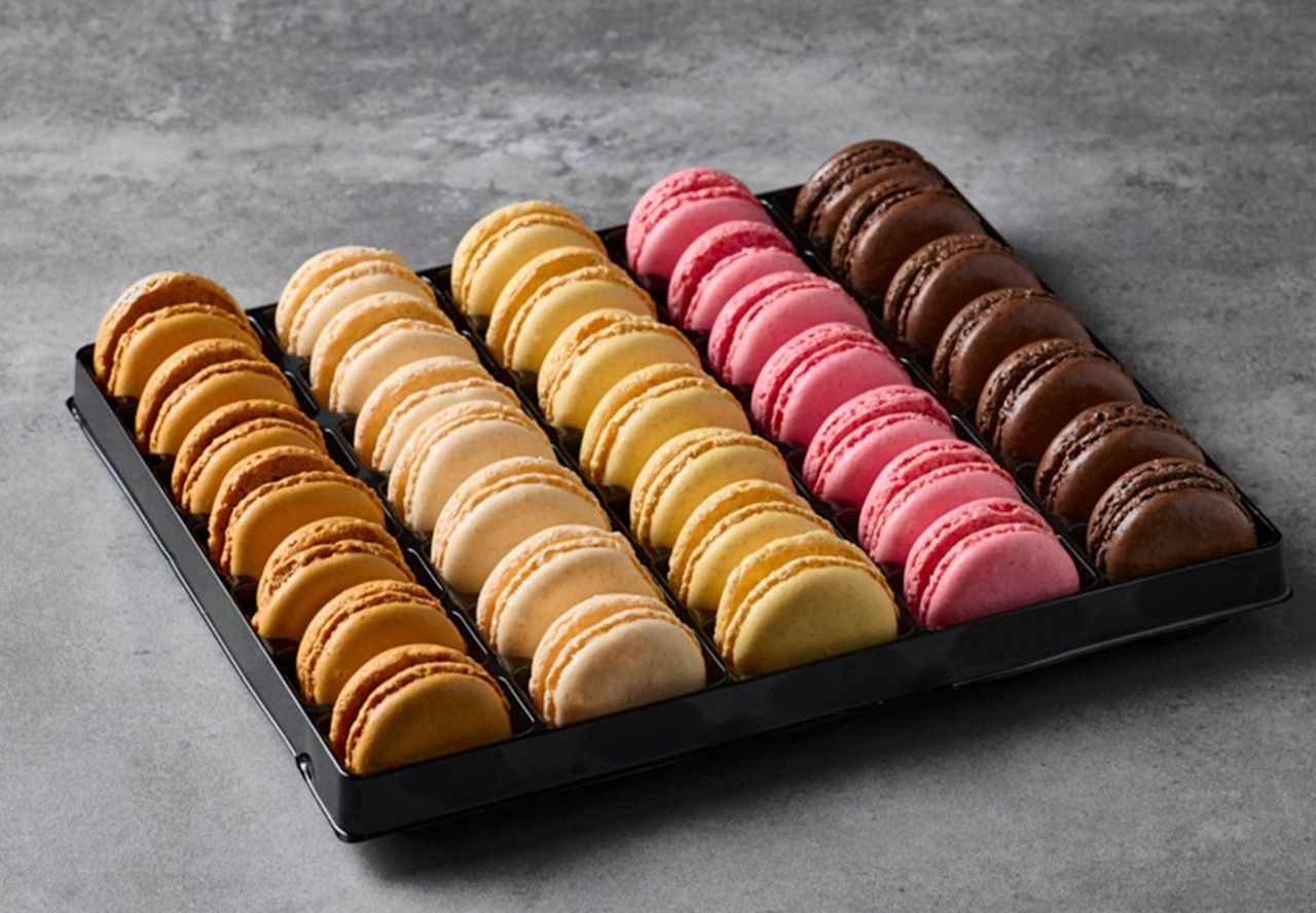 Looma's Mixed Macarons 35-Pack