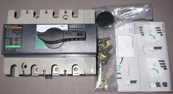 INS125-125A - 28910 - 125A 690VAC 3-phase Switch (Merlin Gerin ...