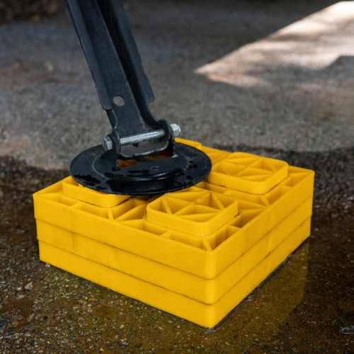 FasTen RV 4x2 Leveling Blocks - 10 Pack - Camco Outdoors | Camco Outdoors