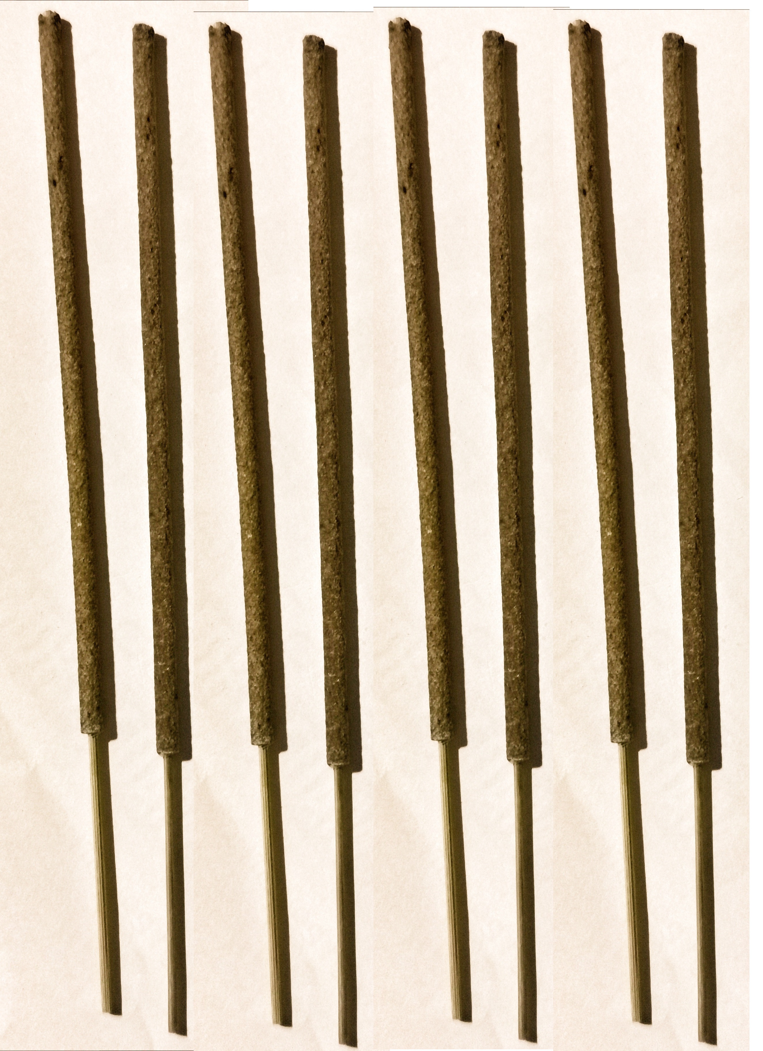 FRANKINCENSE INCENSE STICKS 8 thick sticks (1 set) - www.qt-store.com