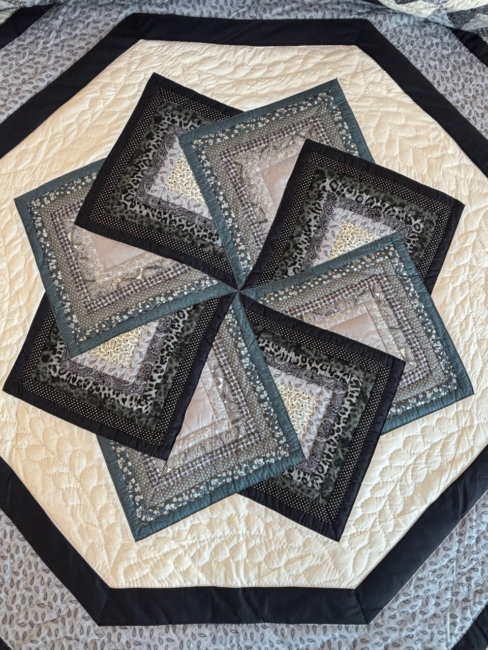 Amish Star Spin Quilt Pattern