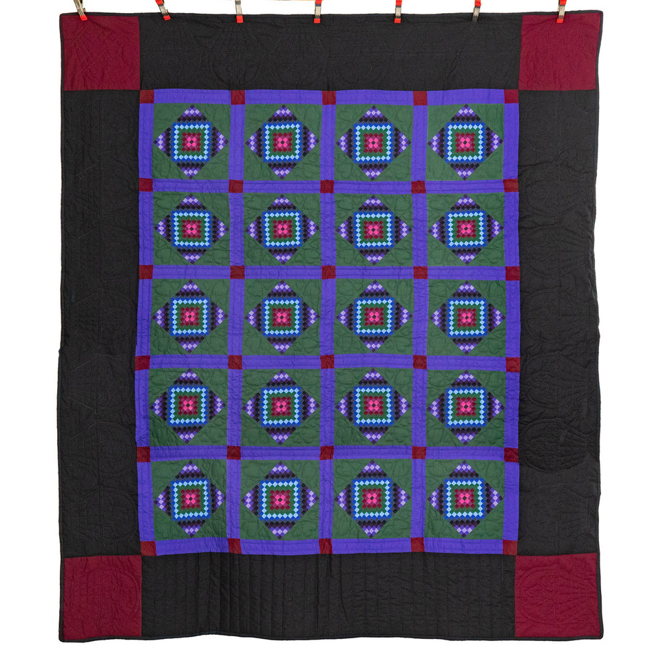 Patchwork Amish Quilts - AmishQuilter