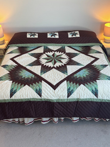 Compass Star in Star Patchwork Amish Quilt 108x117