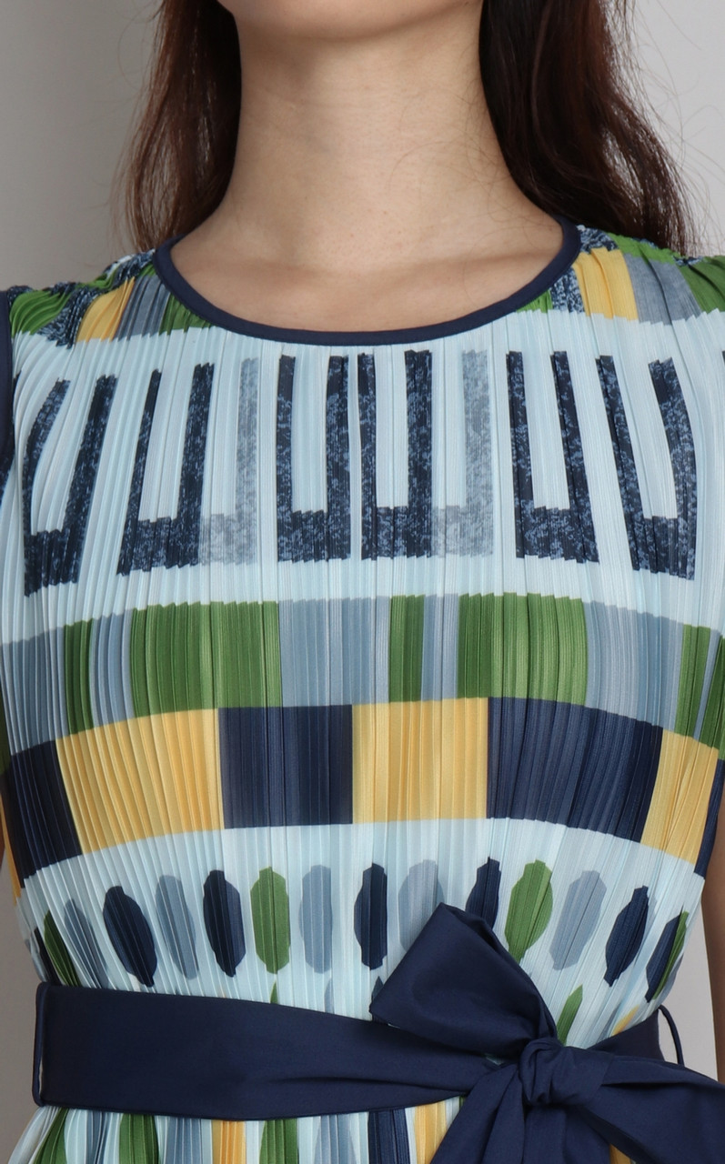Printed Pleats Dress | Ladies Workwear Online Singapore | ALYSSANDRA