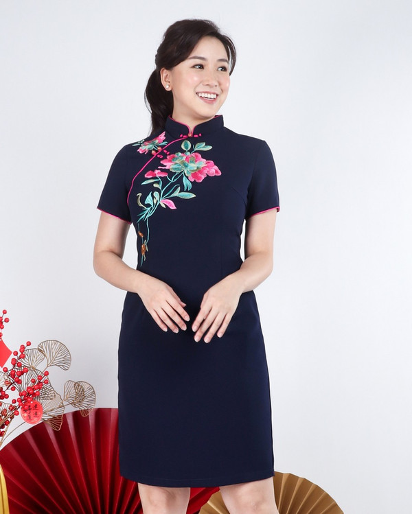 Radiance Embroidered Cheongsam Dress - Navy | CNY 2026 Modern Cheongsam ...