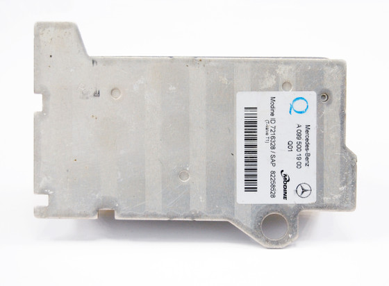 NEW OEM MERCEDES BENZ C E S CLASS OIL COOLER A0995001900