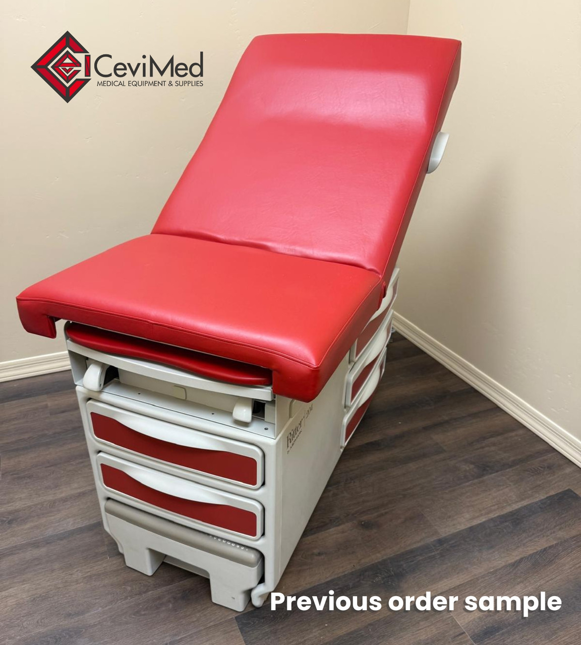 Ritter 204 Manual Refurbished Examination Table by Midmark | Cevi Med