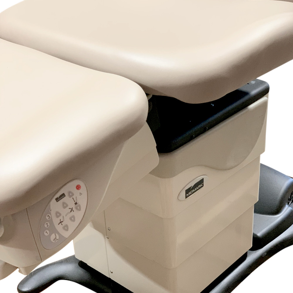 Refurbished Midmark 646 Podiatry Procedure Chair | Cevi Med