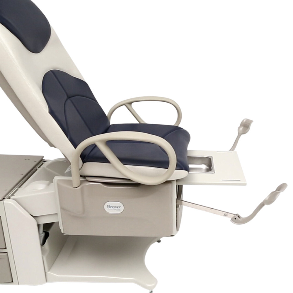 Brewer Access High-Low Exam Table 700 lb