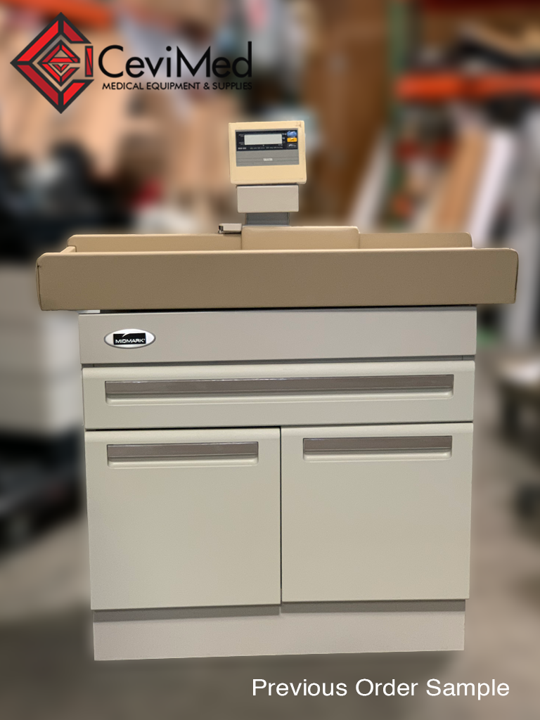 Midmark 640 Pediatric Examination Table