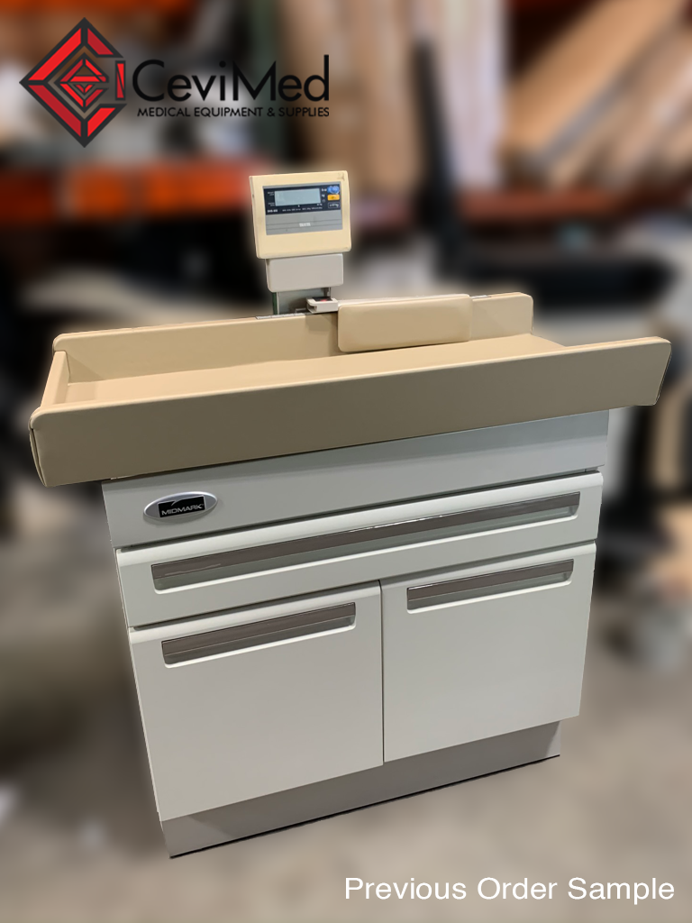Midmark 640 Pediatric Examination Table