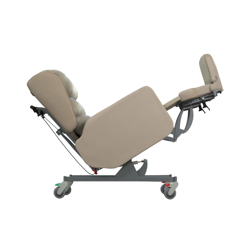 The Accora Configura Advance Chair | Cevi Med