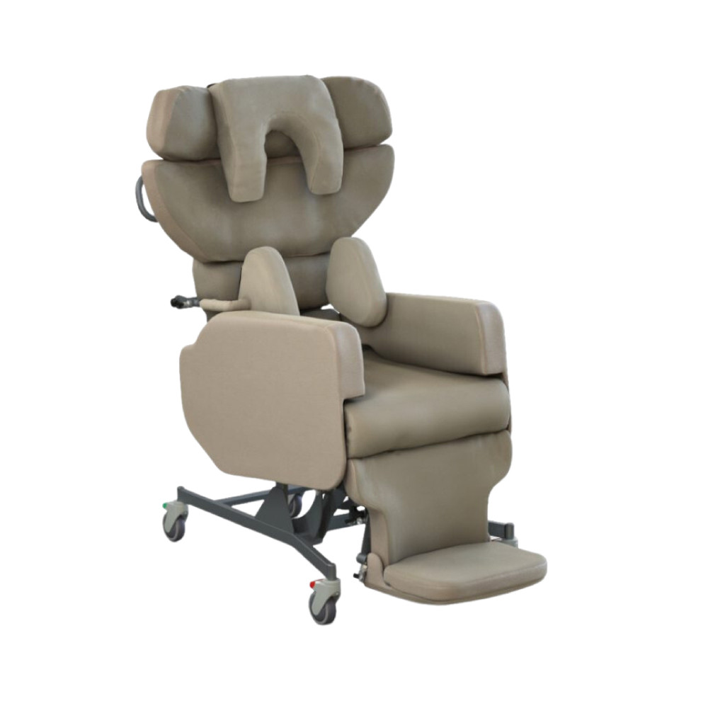 The Accora Configura Advance Chair | Cevi Med