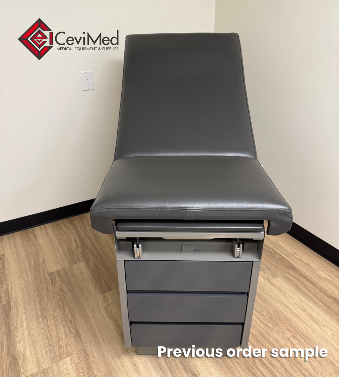 Refurbished Midmark 108 Exam Table | Manual Exam Tables | Cevi Med