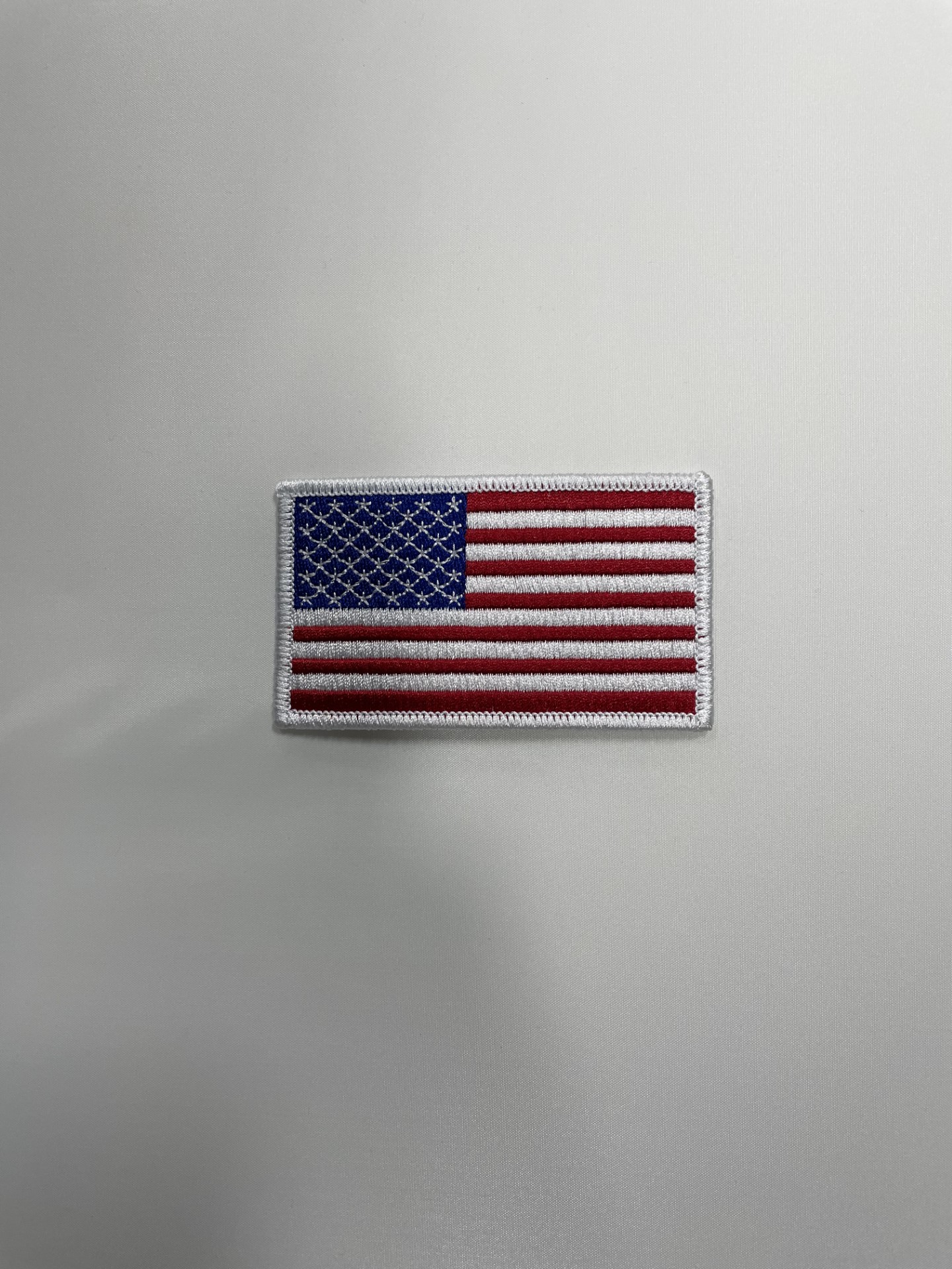 SPORTS LOCKER | AMERICAN FLAG PATCH-WHITE TRIM