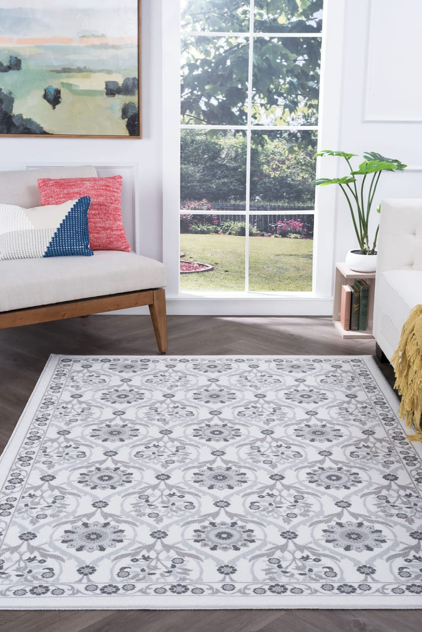 Eliza Transitional Floral Area Rug