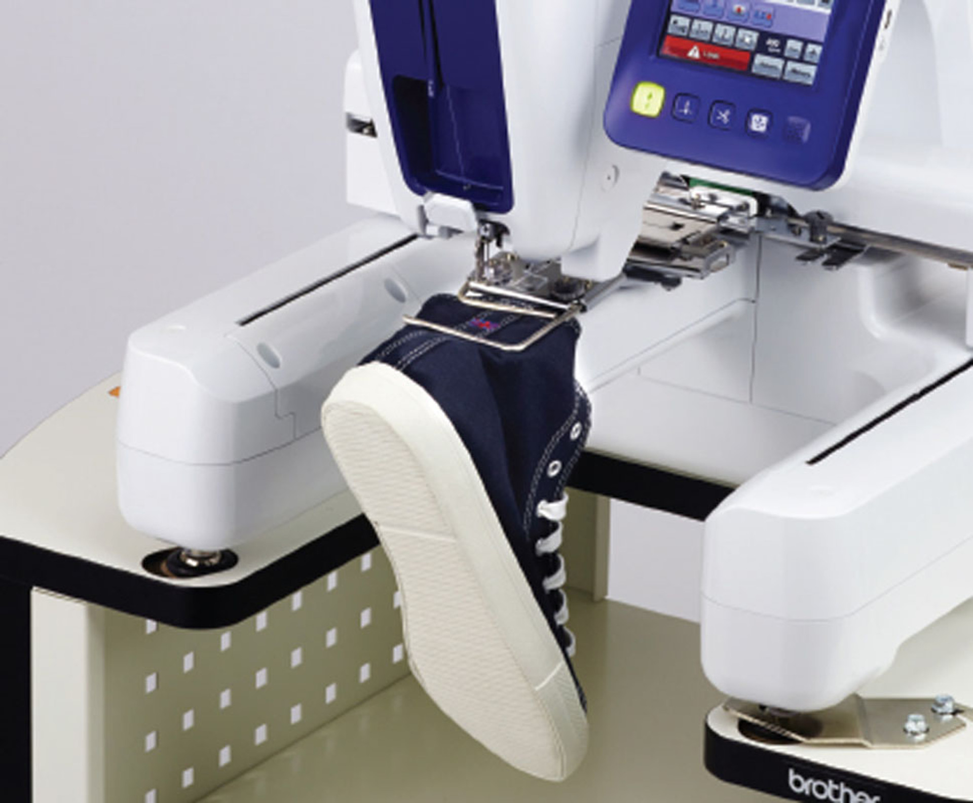Brother Persona PRS100 – Single Needle Embroidery Machine