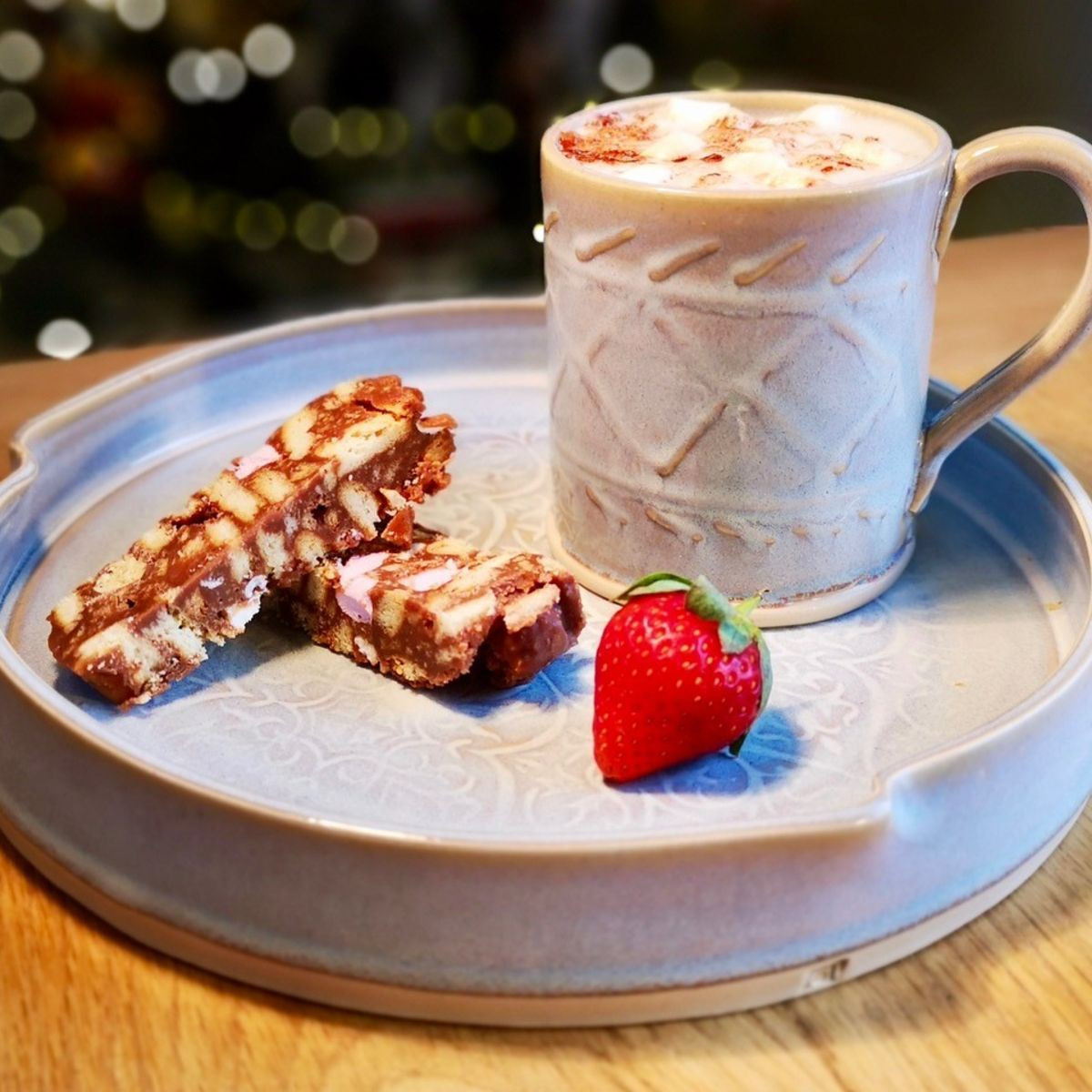 Castle Arch Pottery Oilean White Mug | Kilkenny Design