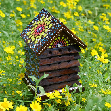 Artisan Bee Hotel