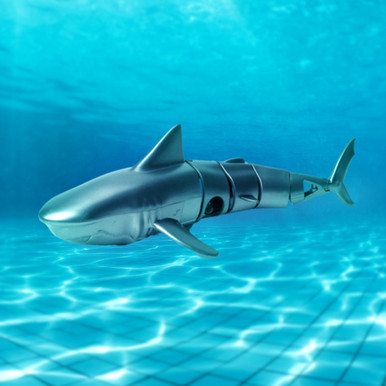 RED5 Remote Control Shark