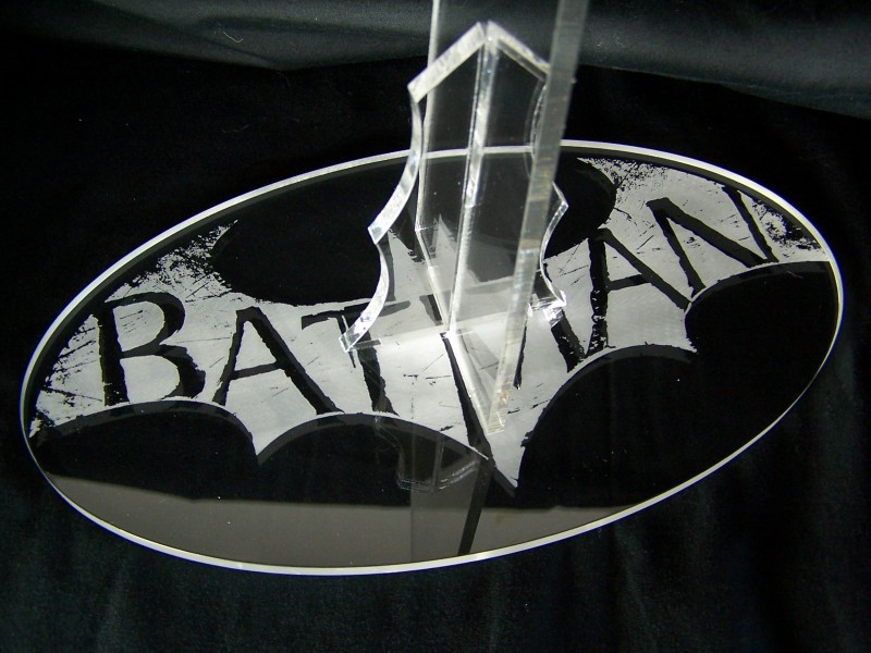 Batman Arkham Cowl Mask stand - Display Stands Direct