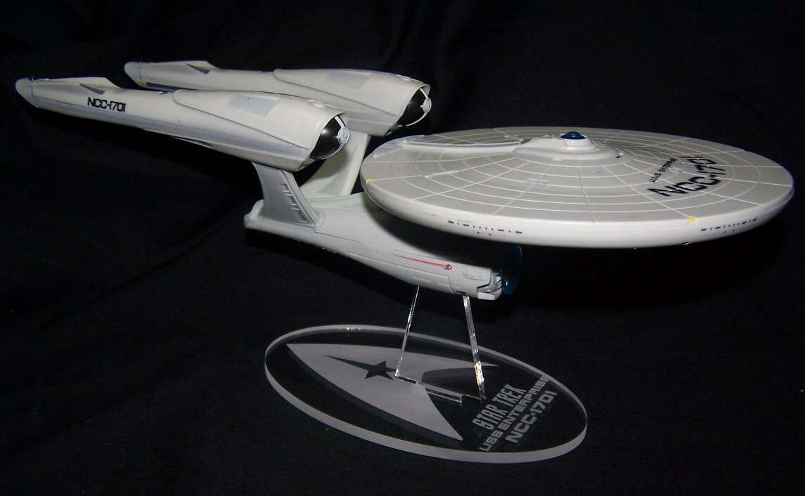 Flux Dimensions Products - Display Stands Direct