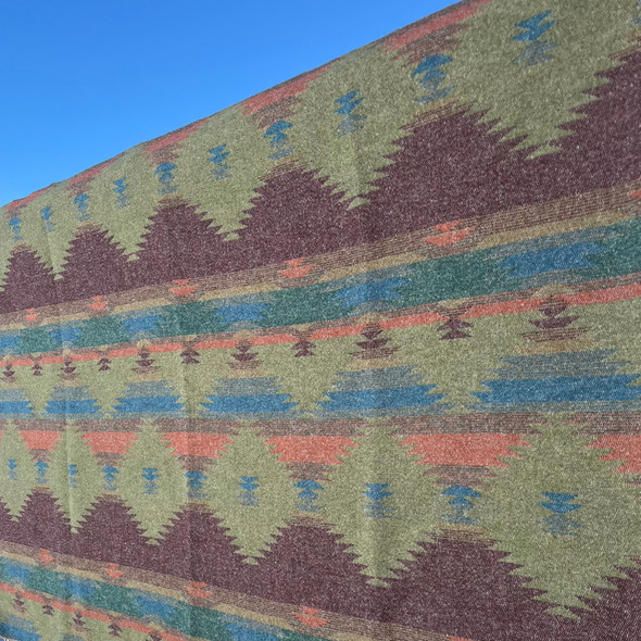 BLANKETS - BUFFALO CROSS BLANKETS - THROW SIZE 50 X 60' - Western Varieties