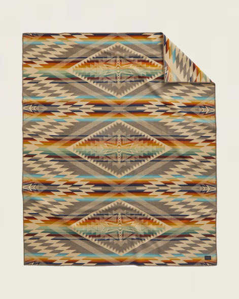 BLANKETS - PENDLETON BLANKETS - PENDLETON ROBE (TWIN) - Western Varieties