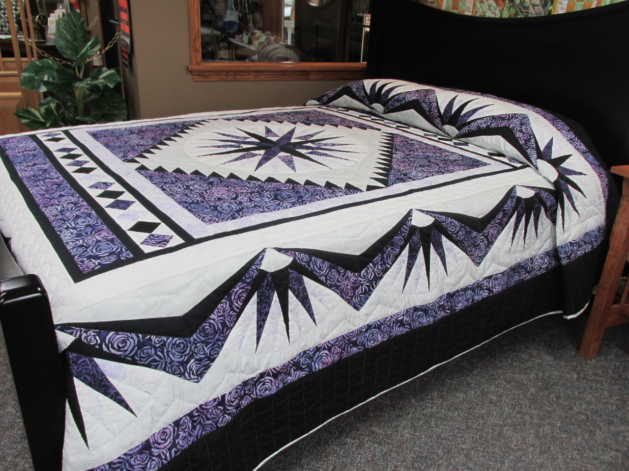 Mariners Compass Quilt 98" by 112" | Helping Hands Quilt Shop