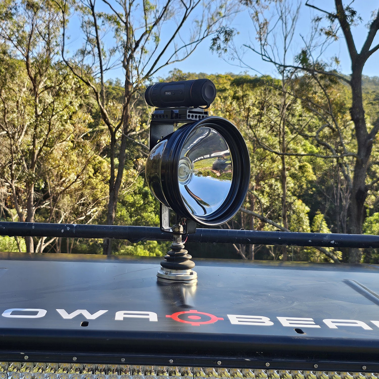 POWA BEAM QH SPOTLIGHT WITH THERMAL MOUNT | THE OUTPOST ARMS & MUNITIONS