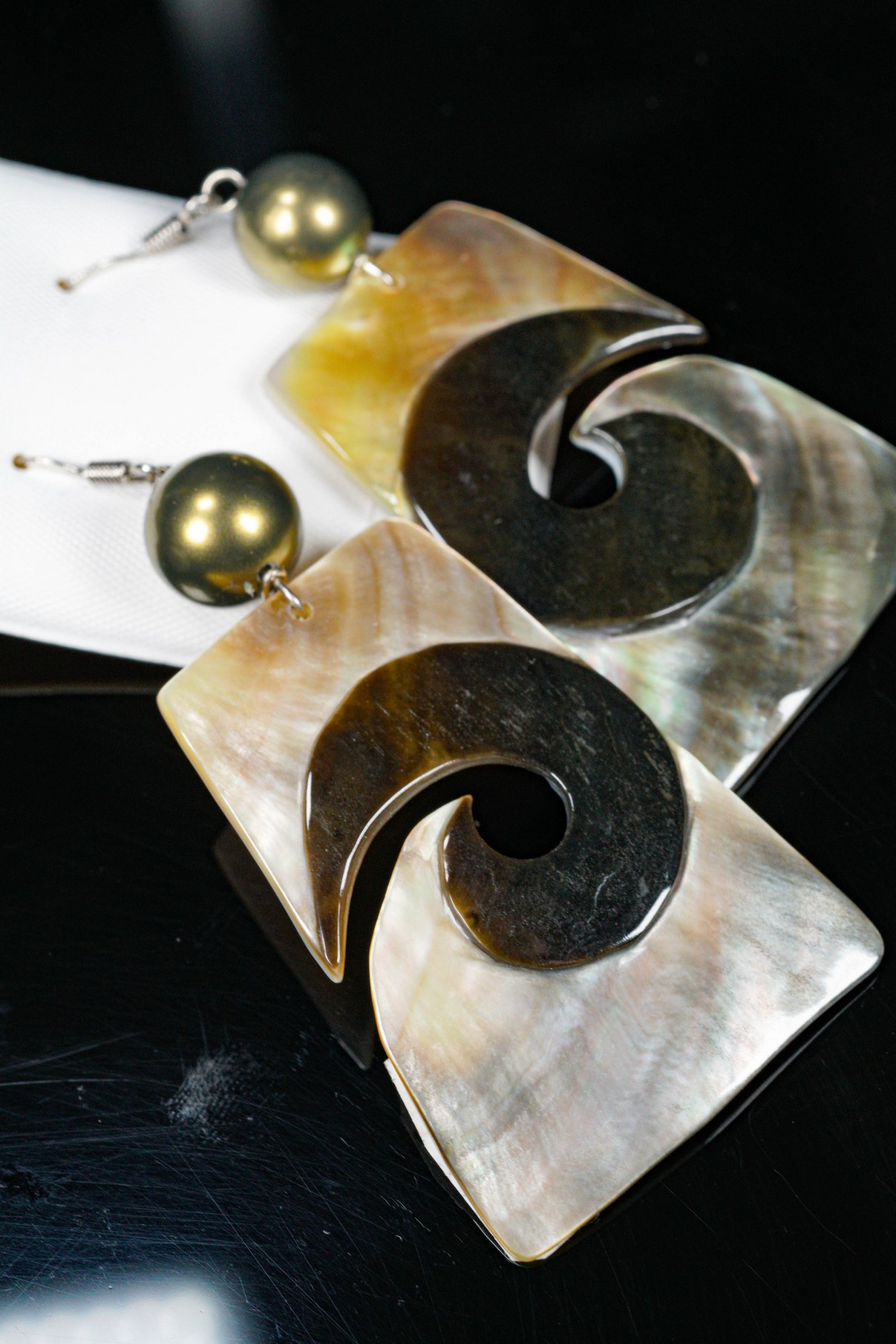 Jewelry - Samoan Shell Earings - Janet's