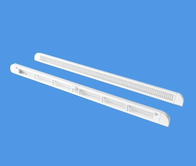 400mm WHITE Trickle vents - inside and outside fitting