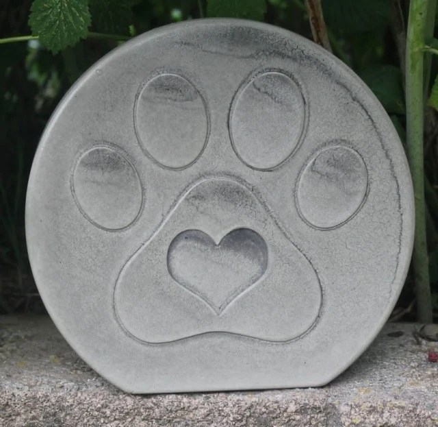 Personal Tribute Standing Stones | Custom Memorial Stones for Loved Ones