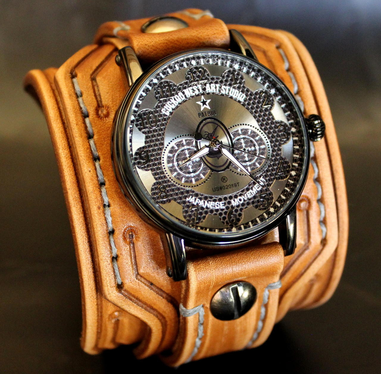 Mens Leather Cuff With Vintage Watch Brown
